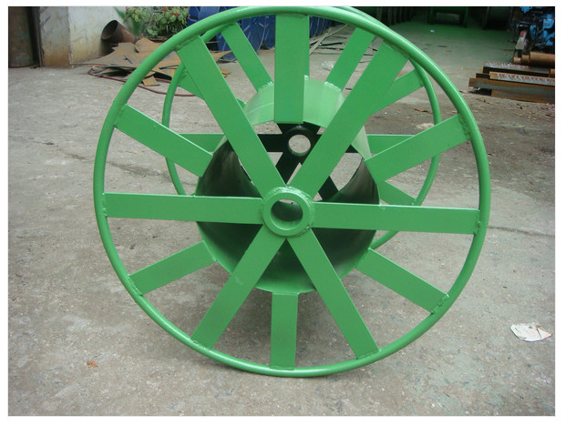 a tubular reel for lightweight shipping of pipe or conduit custom-designed